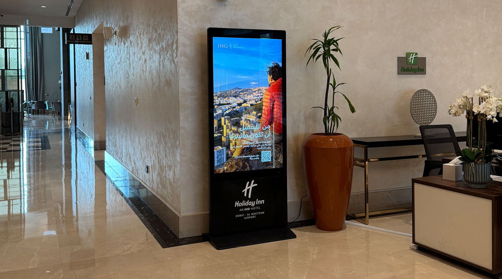 Digital Signage Kiosk for Reception, Hotels, Events, Advts